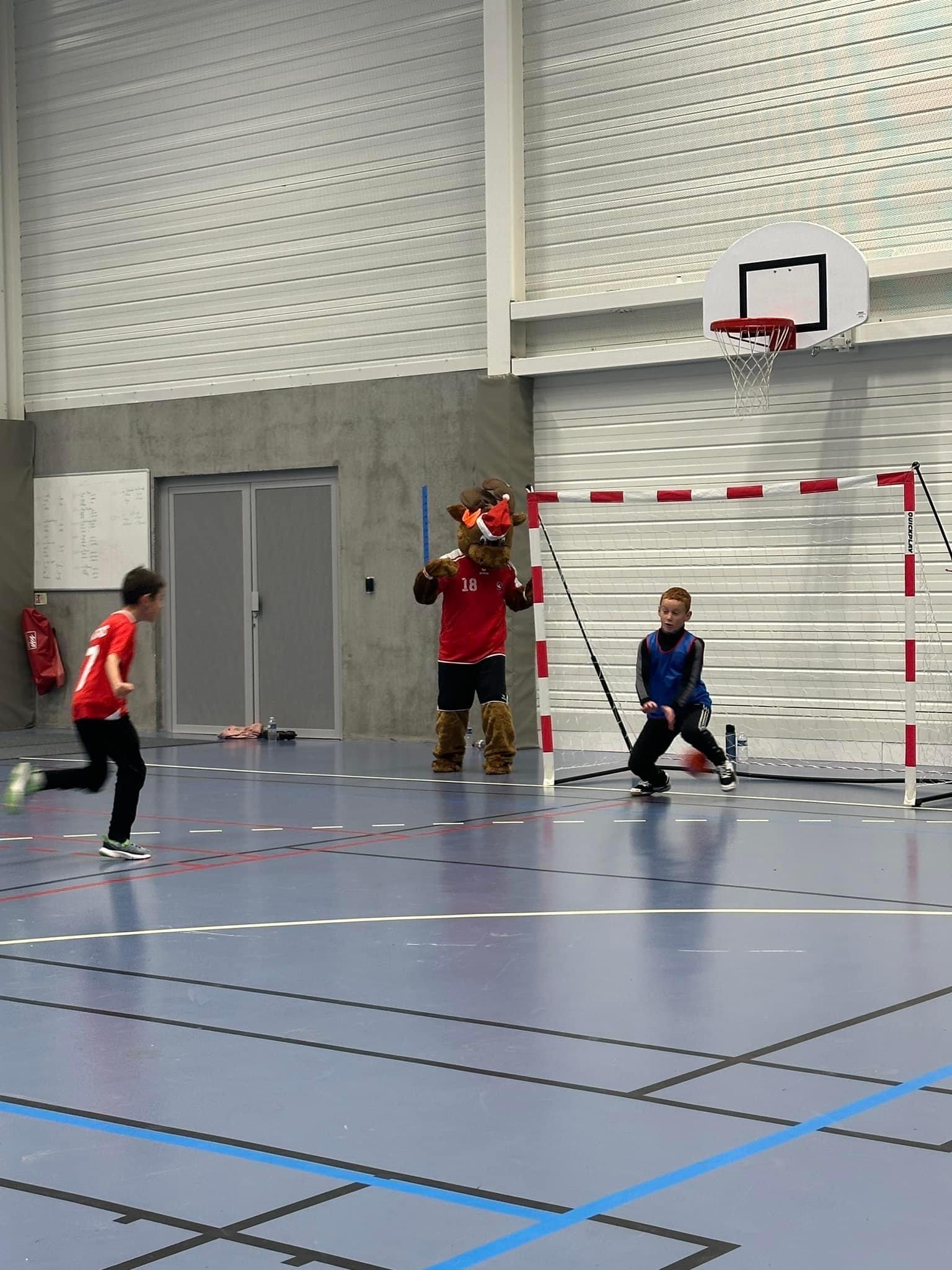 Photos du tournoi de Noël - ELANCOURT MAUREPAS HANDBALL